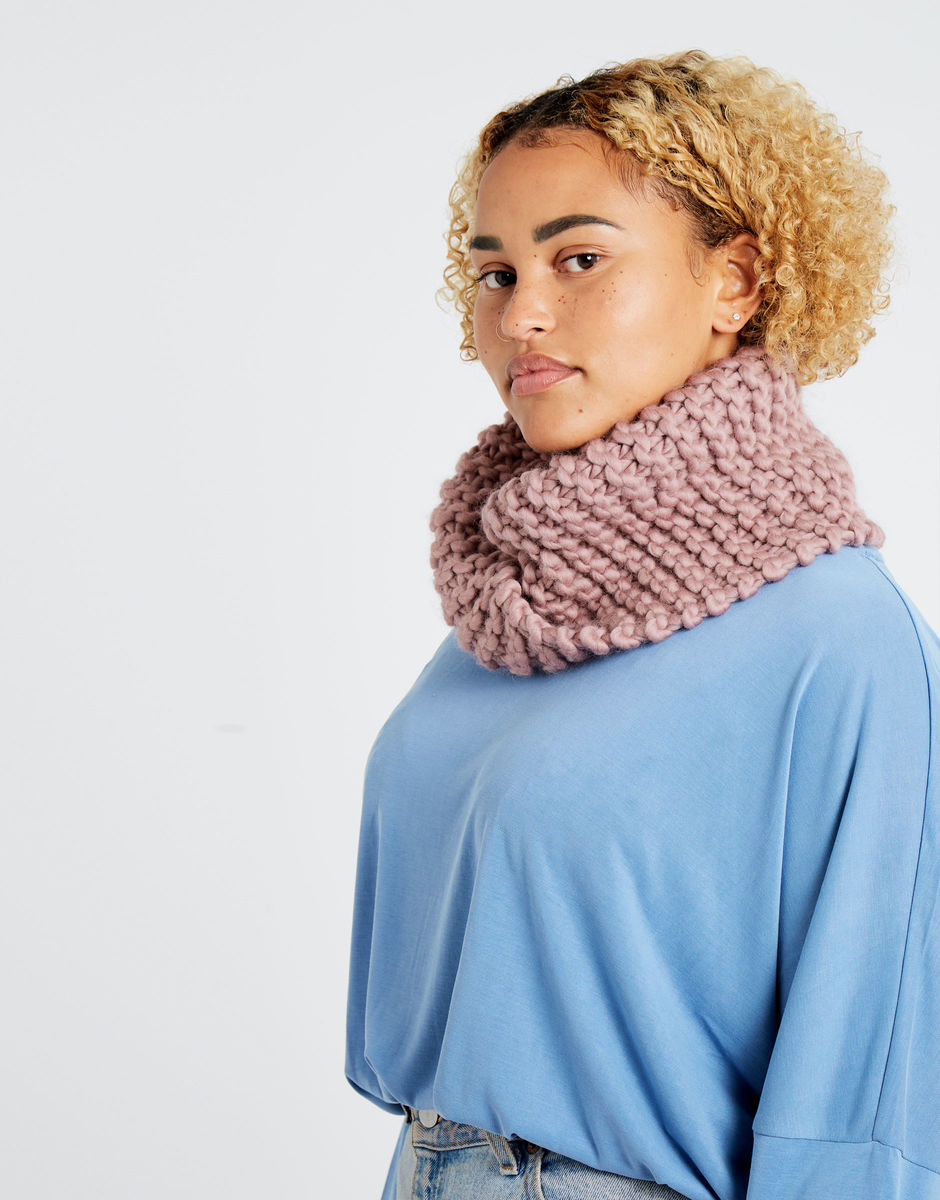 Snood Operator | Wool and the Gang