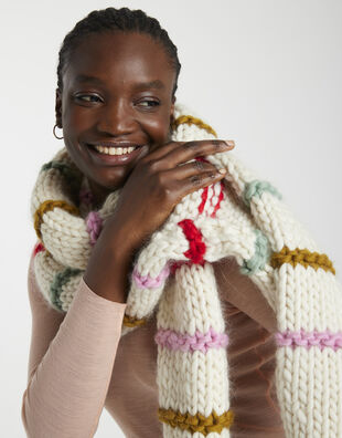 Nicest Thing Scarf Free Pattern | Wool and the Gang