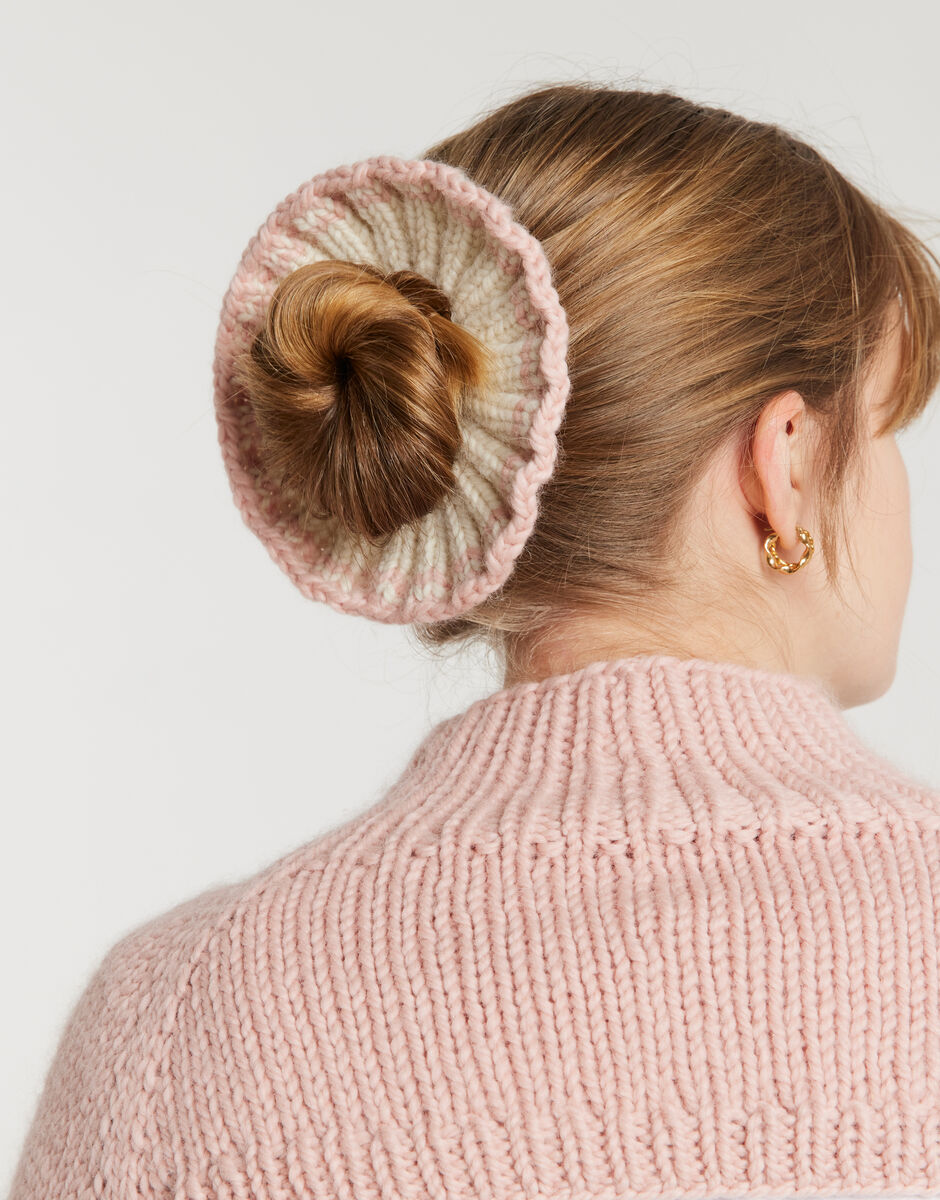 Ballet Scrunchie Pattern | Wool and the Gang