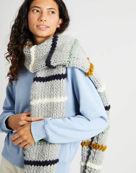 Nicest Thing Scarf Free Pattern | Wool and the Gang