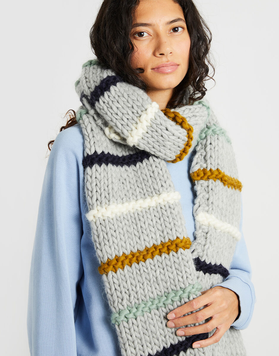 Nicest Thing Scarf Free Pattern | Wool and the Gang